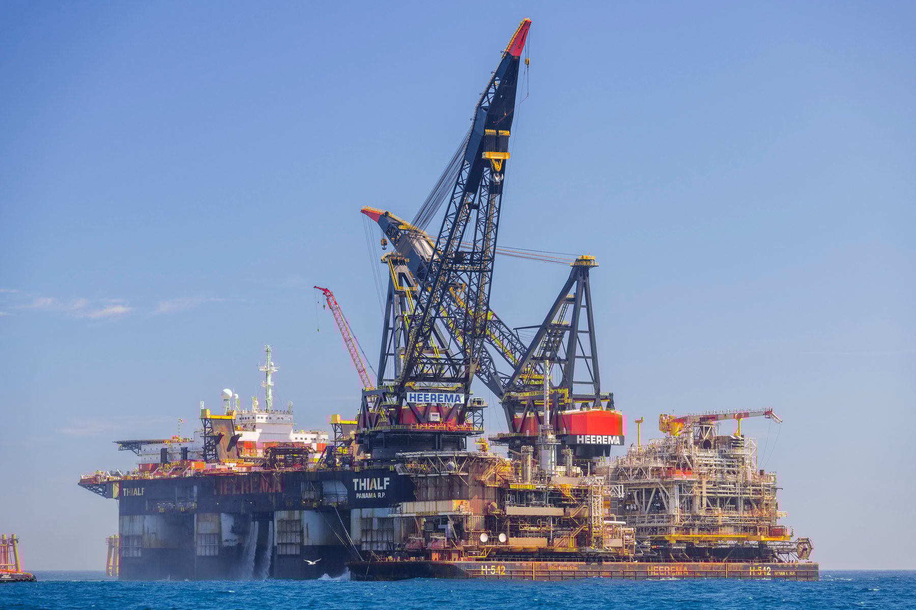 Offshore Decommissioning | Heerema